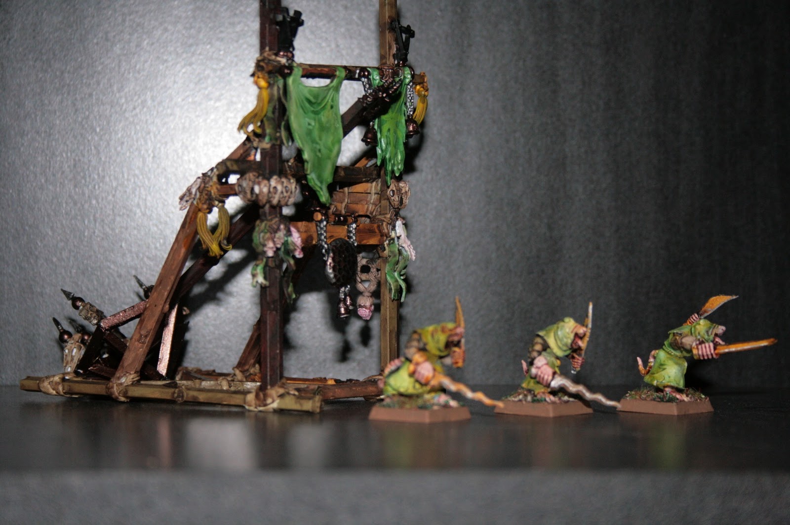 GryphonAerieStudio: Conversion Work: Skaven Plague Claw Catapult