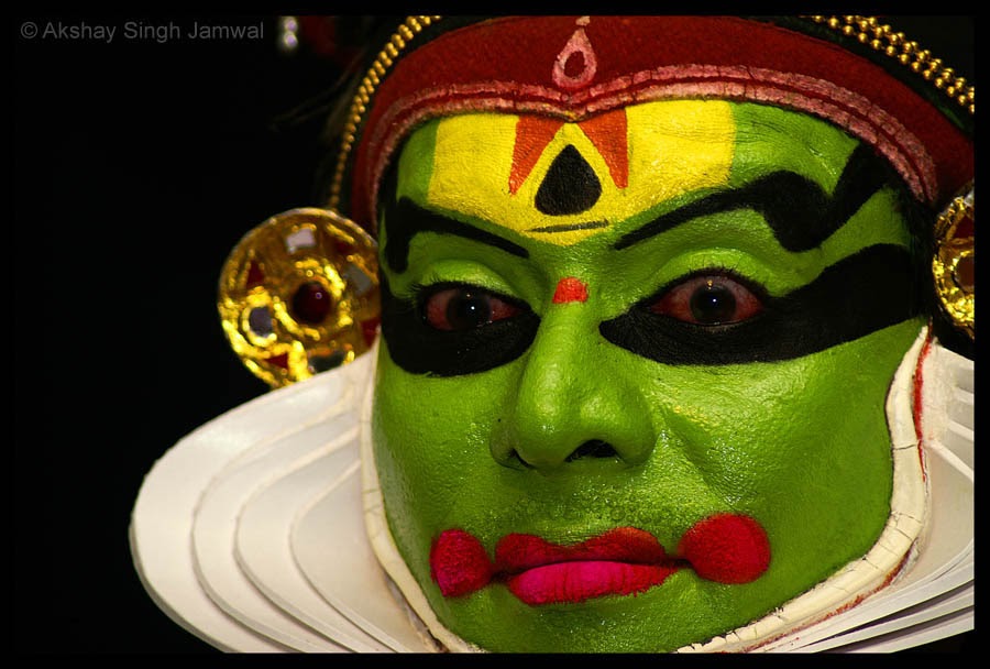 Kathakali Kathi Vesham