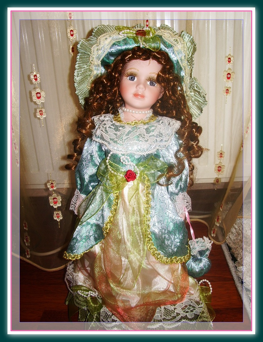 Comoara zanelor: Papusi noi de portelan la 90 ( papusa indianca), 70 si ...