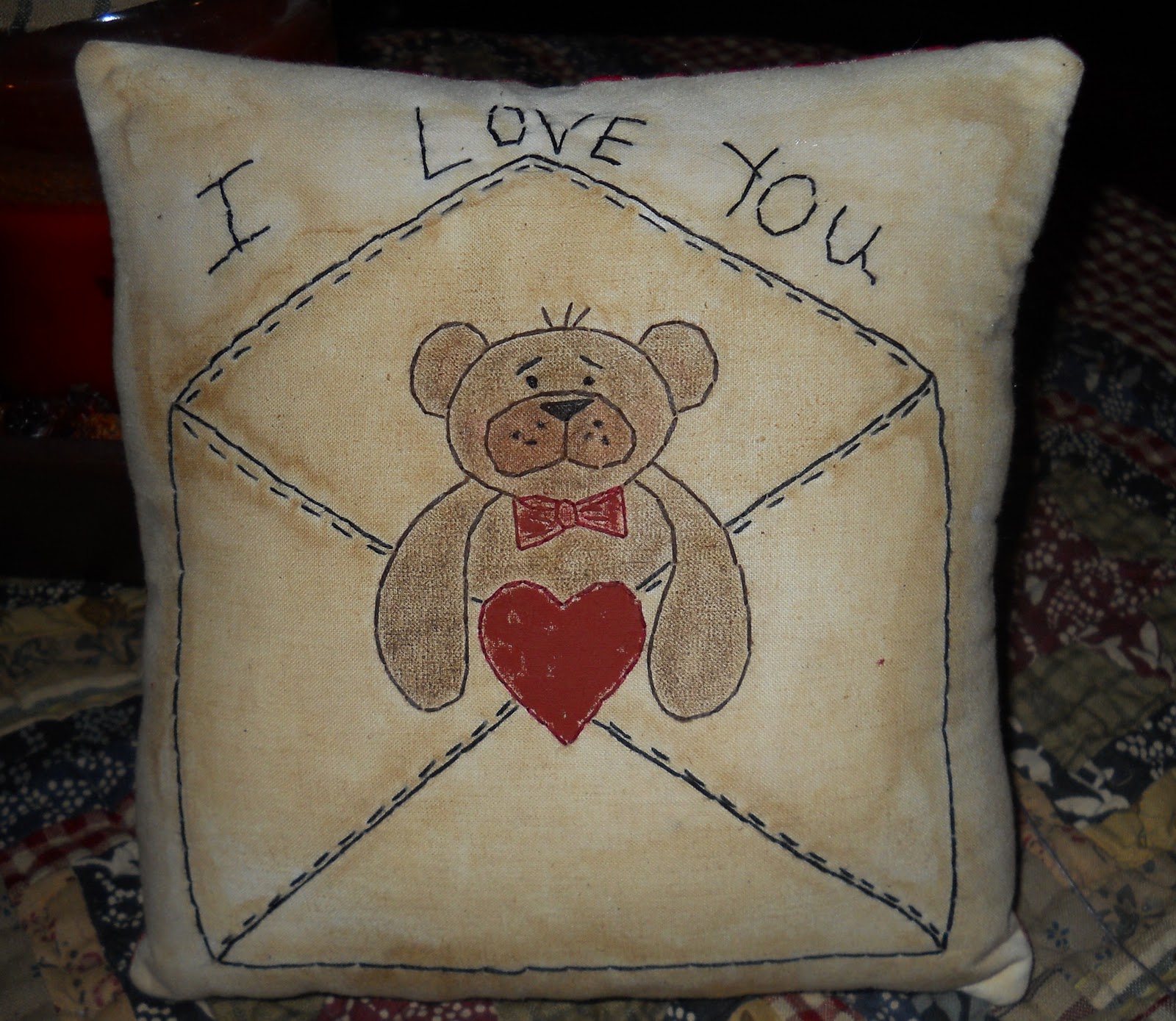 Southern Belle Scentz: 2 free stitchery patterns fror you