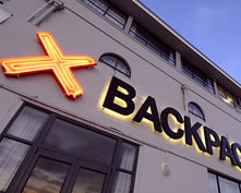 Entirely World Famous Nicquel: WELLINGTON