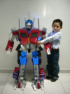 Blog PIÑATAS FOSMASTER: Piñata Optimus Prime 1.0