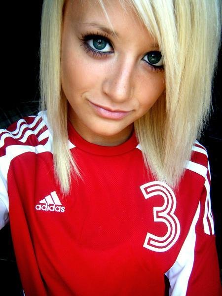 HOT BABES ON FACEBOOK