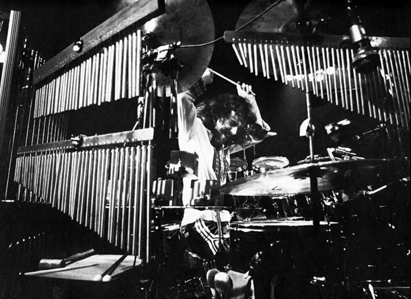 RUSH-ALL THE WORLD'S A STAGE