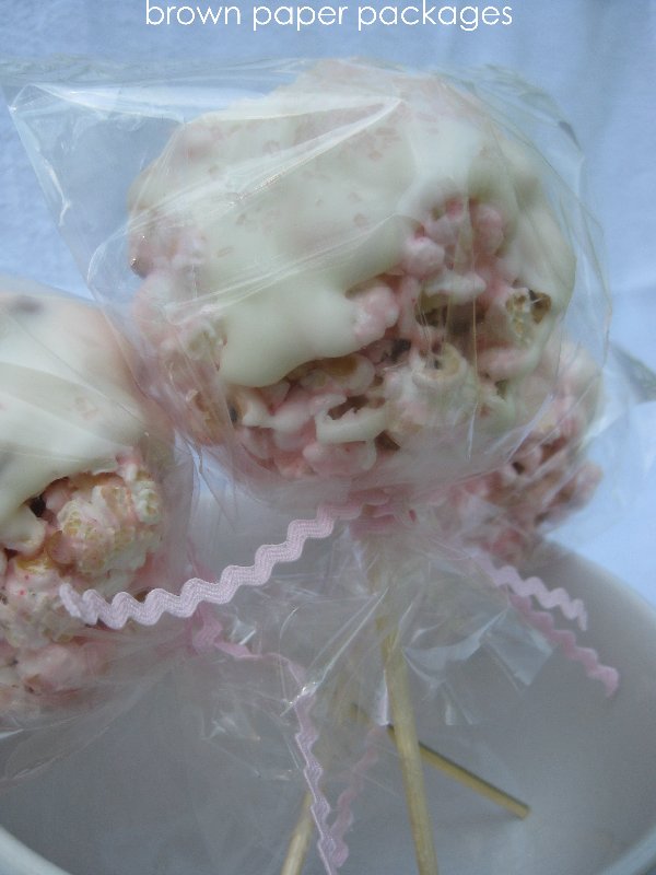 A Life More Vibrant: Fireworks & Popcorn Lollipops!