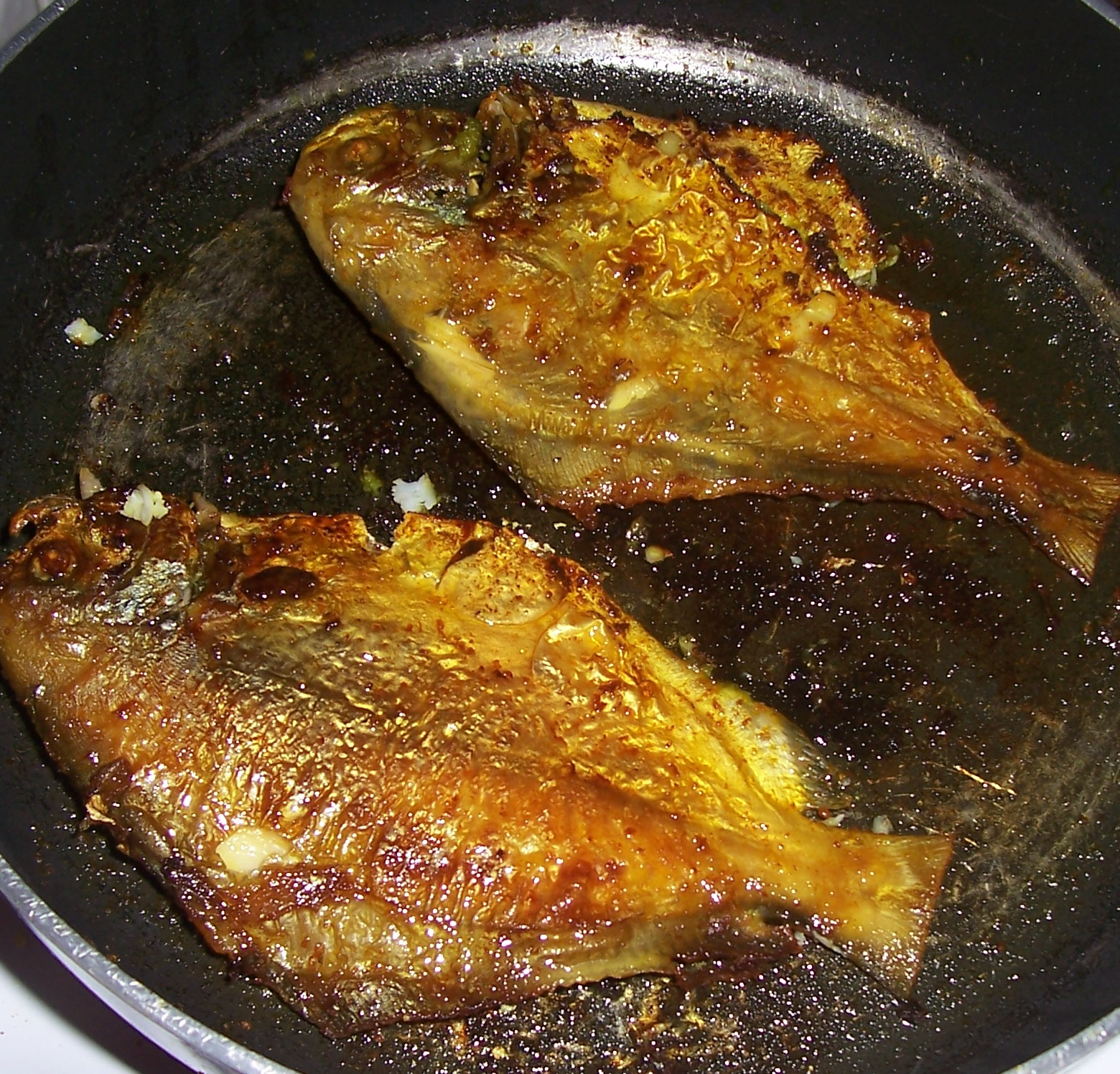 Indianfoodbazaar: Pan seared silver pomfret fish