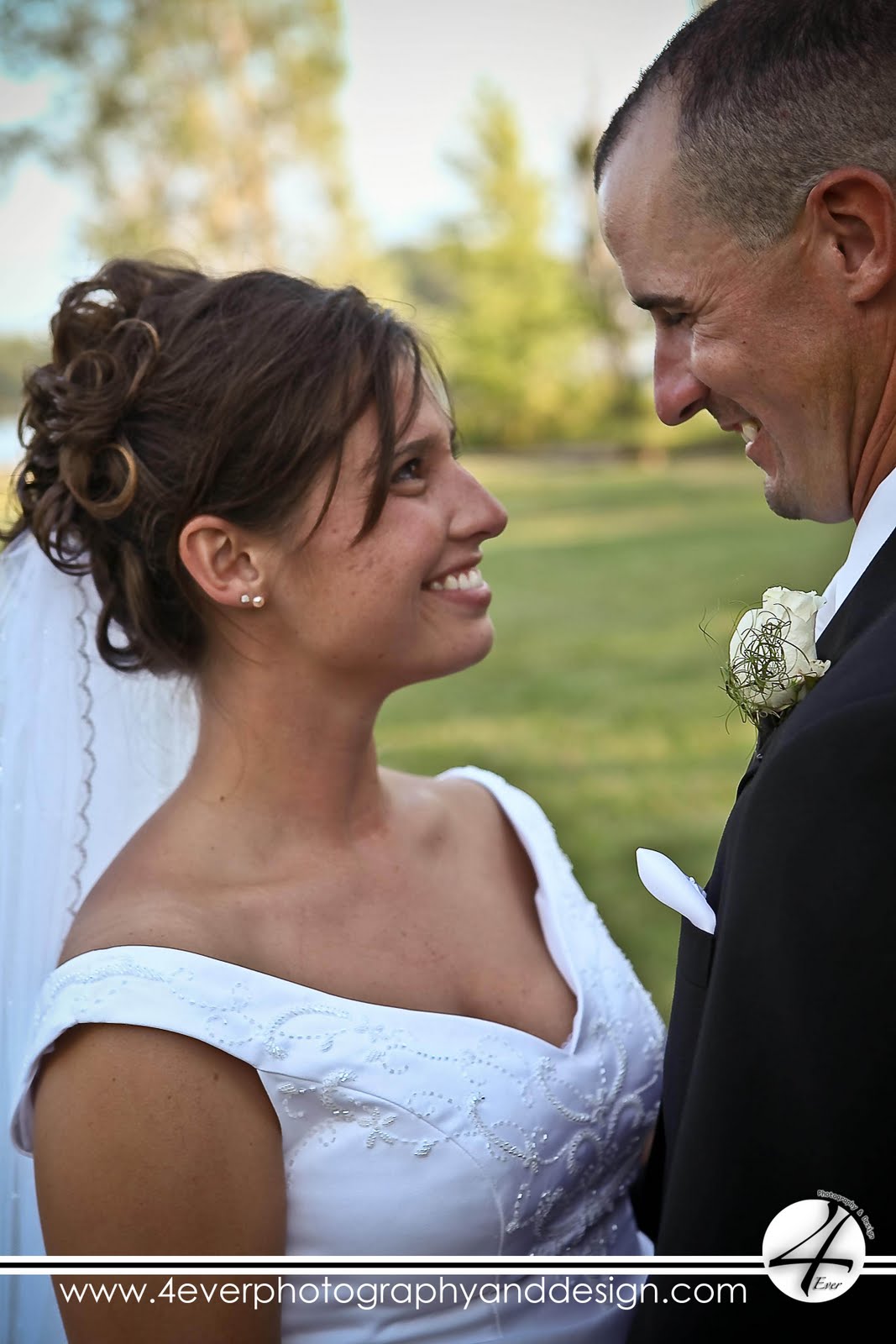 4Ever Photography & Design: Katie and Mark tied the knot!