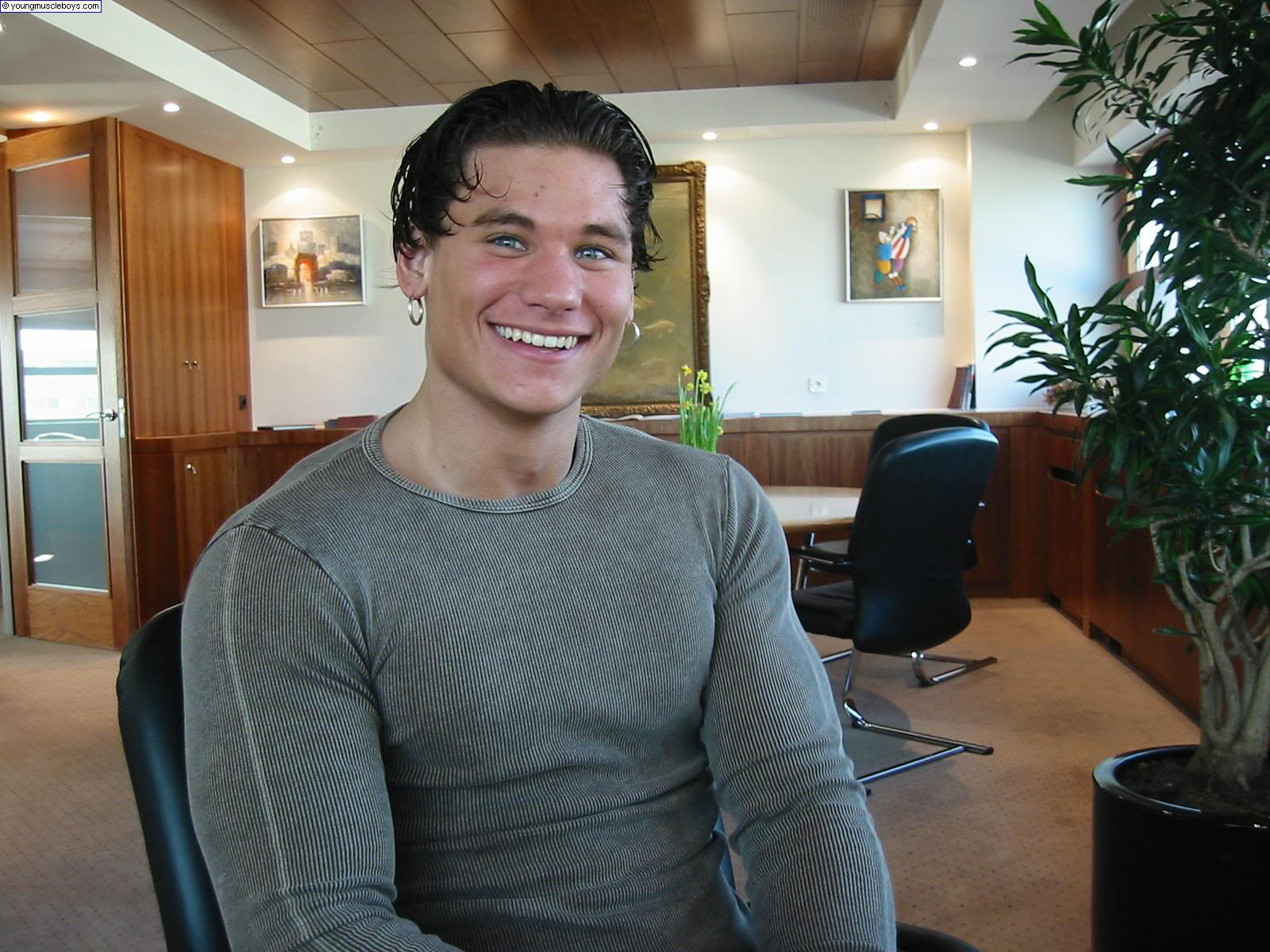 Sexy Muscle Bodies: Raymon "Ray" Hunsinger AKA "Muscle Ray" "Ray the ...