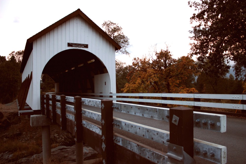 Oregon - Like No Other: Oregon Covered Bridges - SOUTHERN REGION