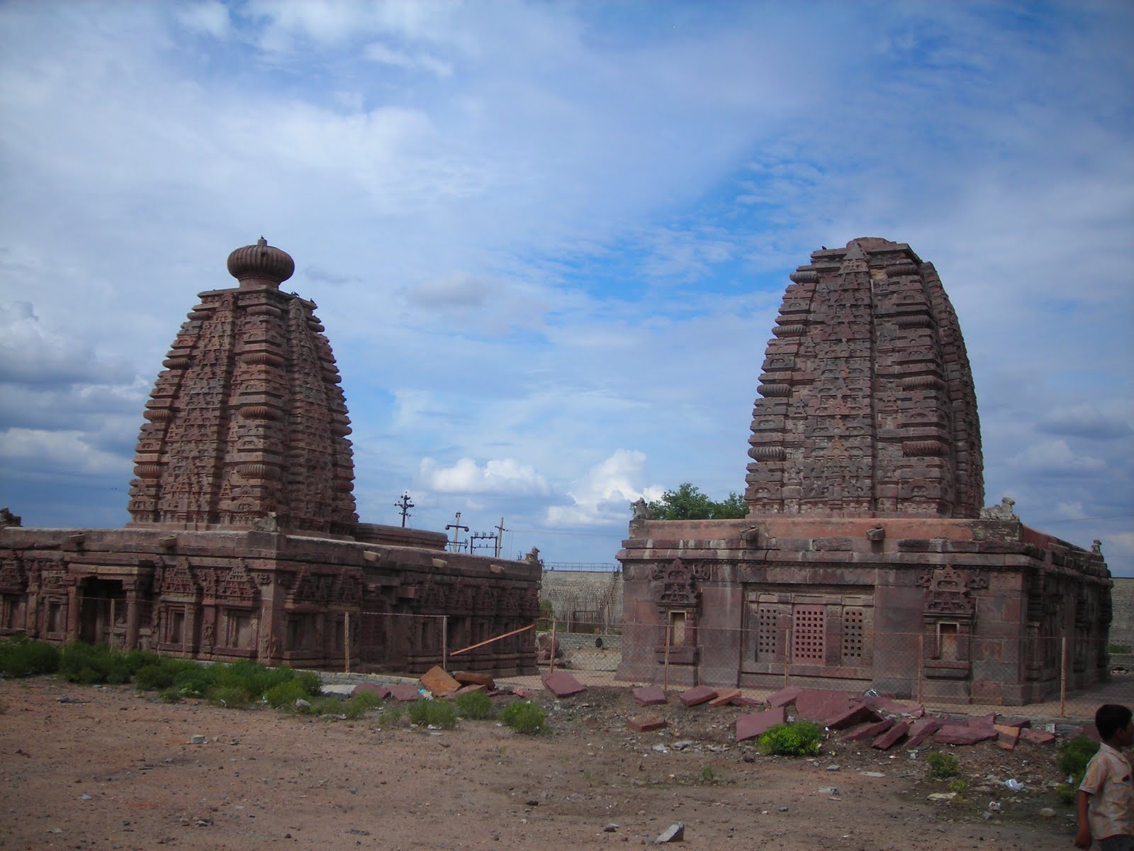 Places to visit in hyderabad: ALAMPUR