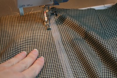 Cotton Creek Sewing: Kim's No Fail Centered Zipper Tutorial