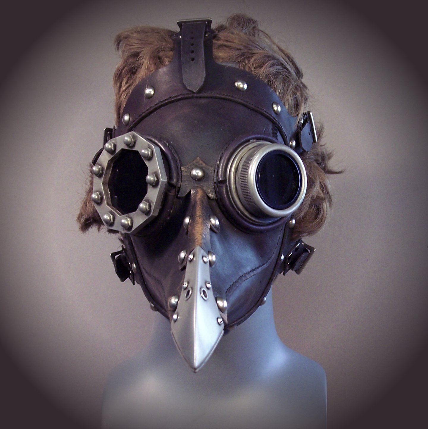 Tom Banwell—Leather and Resin Projects: Dr. Beulenpest: Mask is Complete