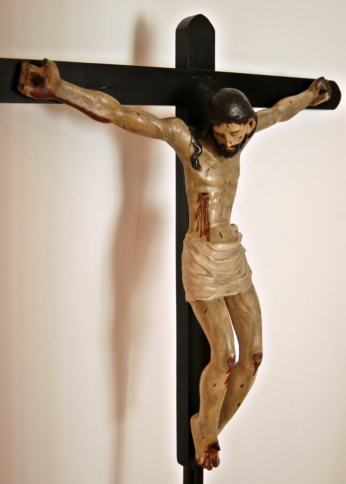 " Restauración de Arte Antiguo ": Cristo Crucificado - Restauración