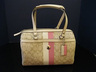 Welcome to the first Singapore Coach Outlet.