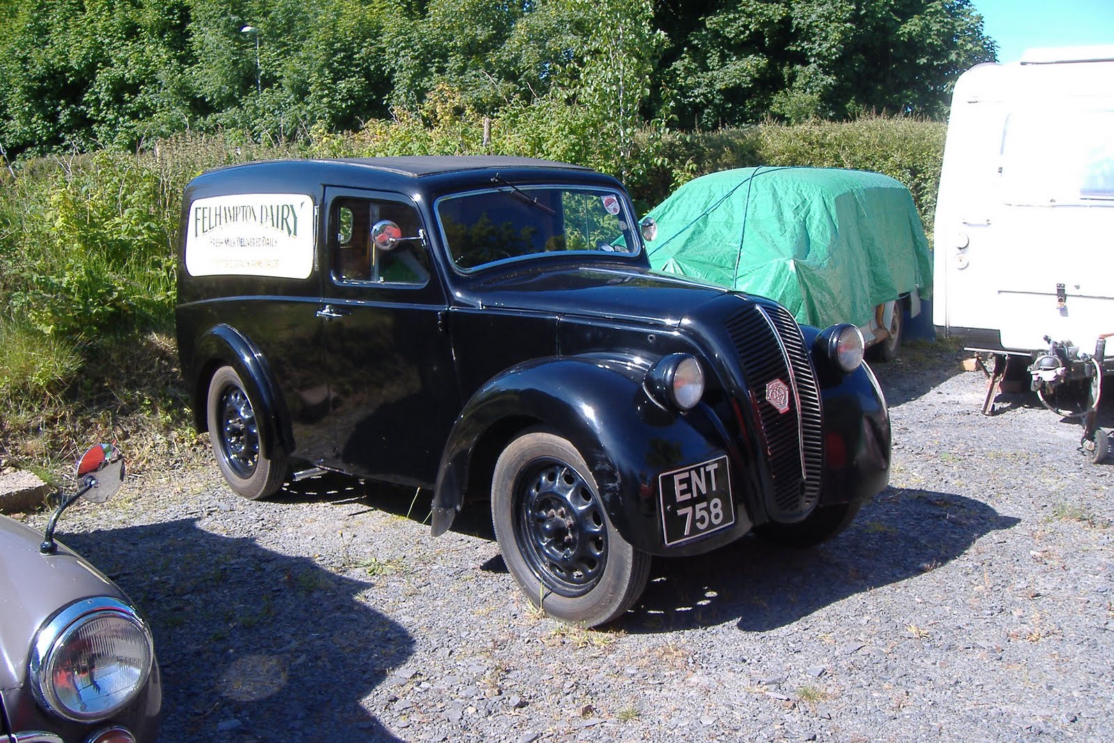 MTR-Restorations.: MOD 659 1951 Morris Z van.