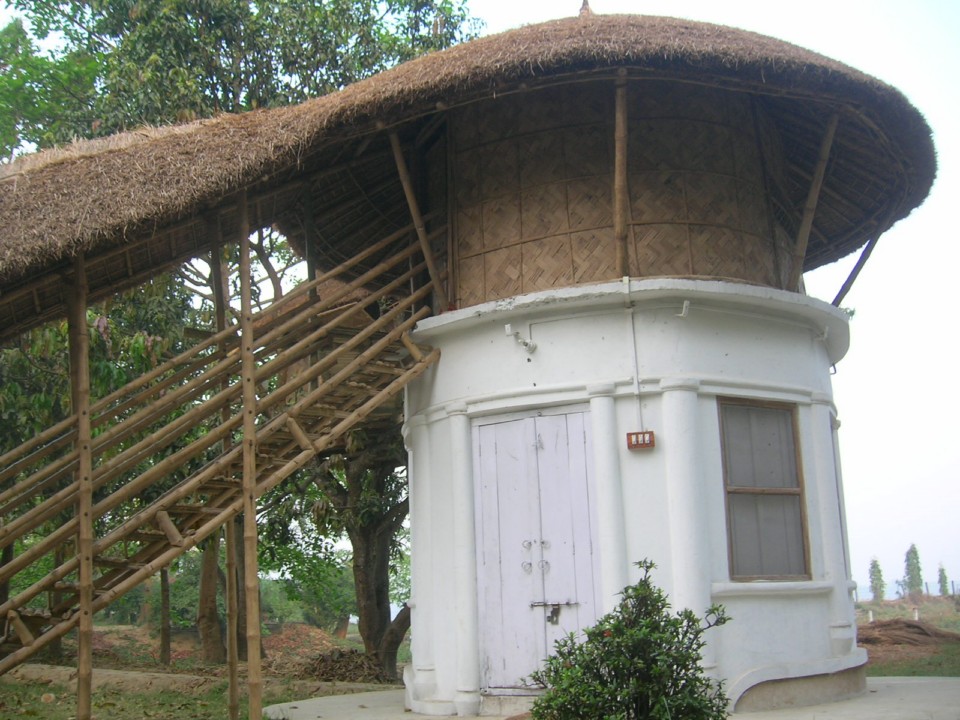 PHOTO OF GAUDIYA MATH, Mayapur-Nabadwip-Godrum: Janhavi Kunj Gaudiya Math