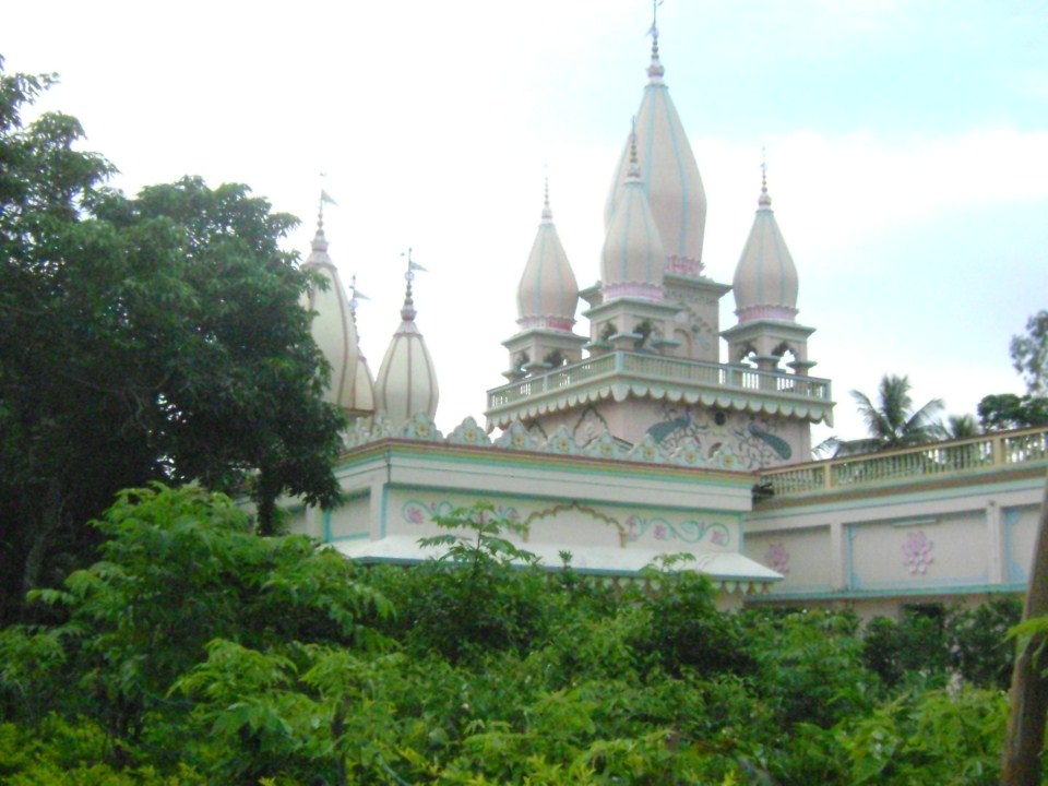 PHOTO OF GAUDIYA MATH, Mayapur-Nabadwip-Godrum: Srimad bhakti kevol ...