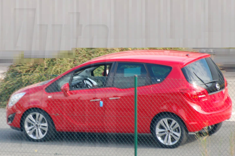 2010 Opel Meriva in red | GM Inside News Forum