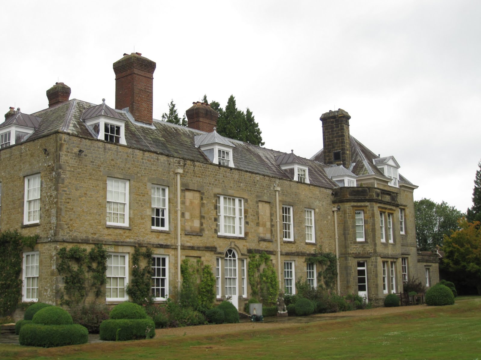 Phyllis Odessey: A Garden Built For Two: Woolbeding