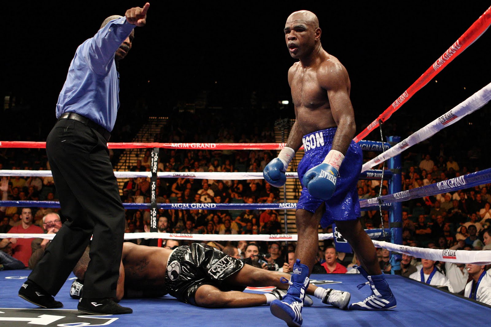 The Boxing Standard: 2010-11-07