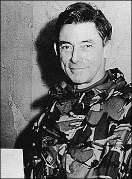 Tony McNally: Major-General Sir Jeremy Moore Dies.