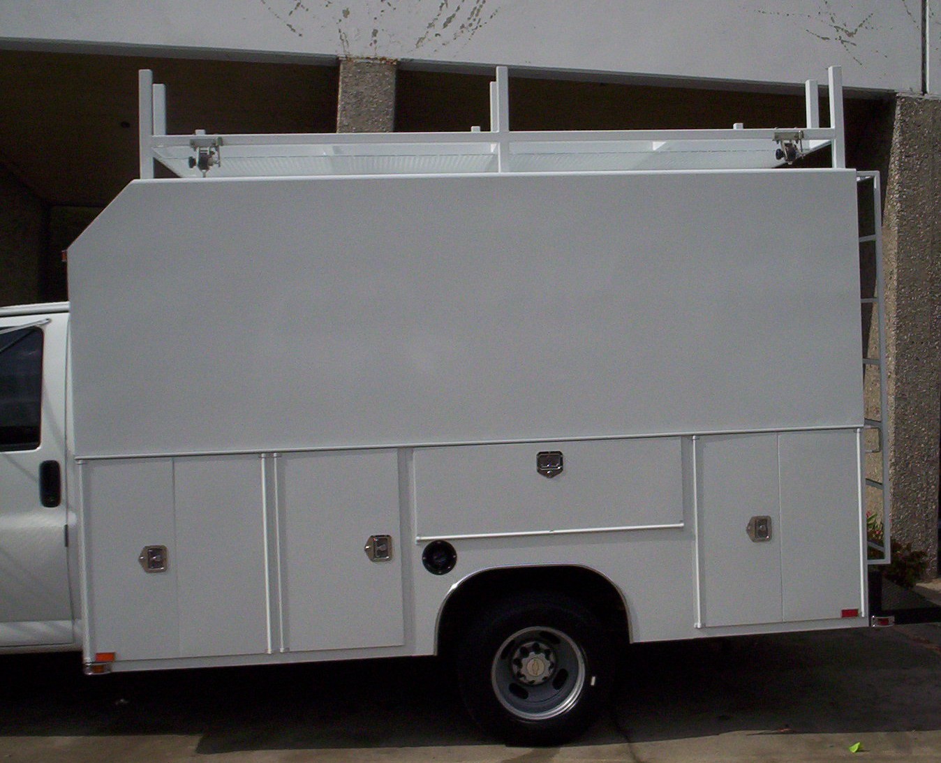 Custom Rack On WorkMaster Is In The Clouds | Harbor Truck and Van