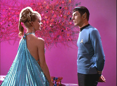 Diana Ewing as Droxine (1969) in Star Trek The Original Series : vgb