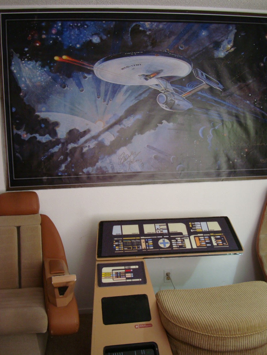 Star Trek Prop, Costume & Auction Authority: Star Trek: The Experience ...