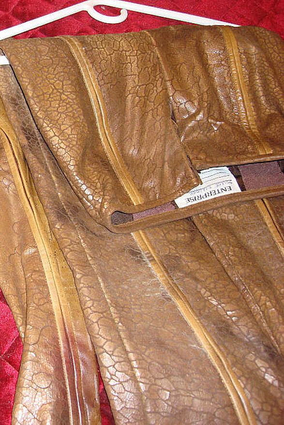 Star Trek Prop, Costume & Auction Authority: Jolene Blalock T'Mir ...