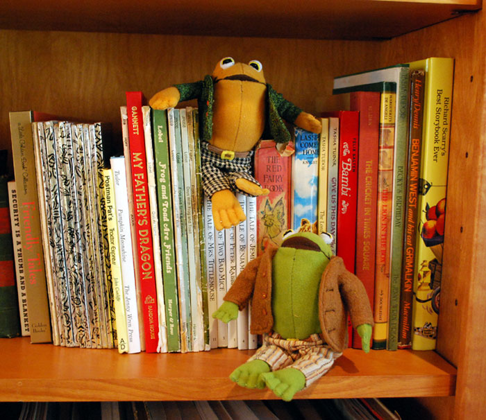 Moments With Mother Culture®: Reading with Frog and Toad