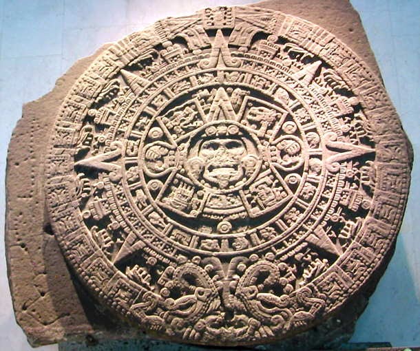 Matemáticas a nuestro alcance: Calendario Azteca: precisión matemática