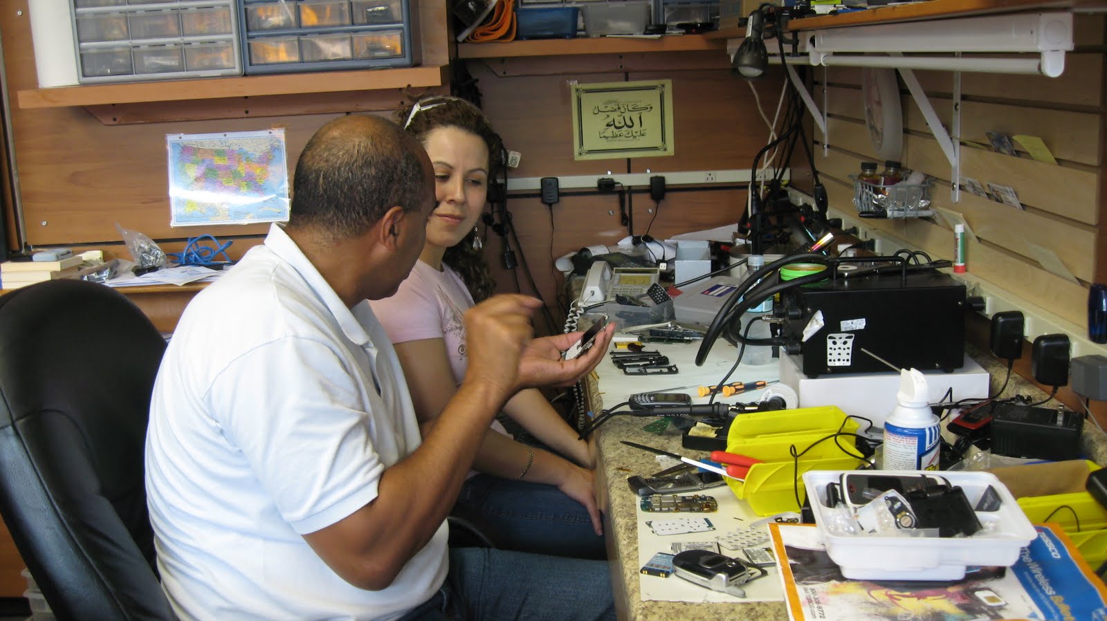 cellphone repair school: These phones break down