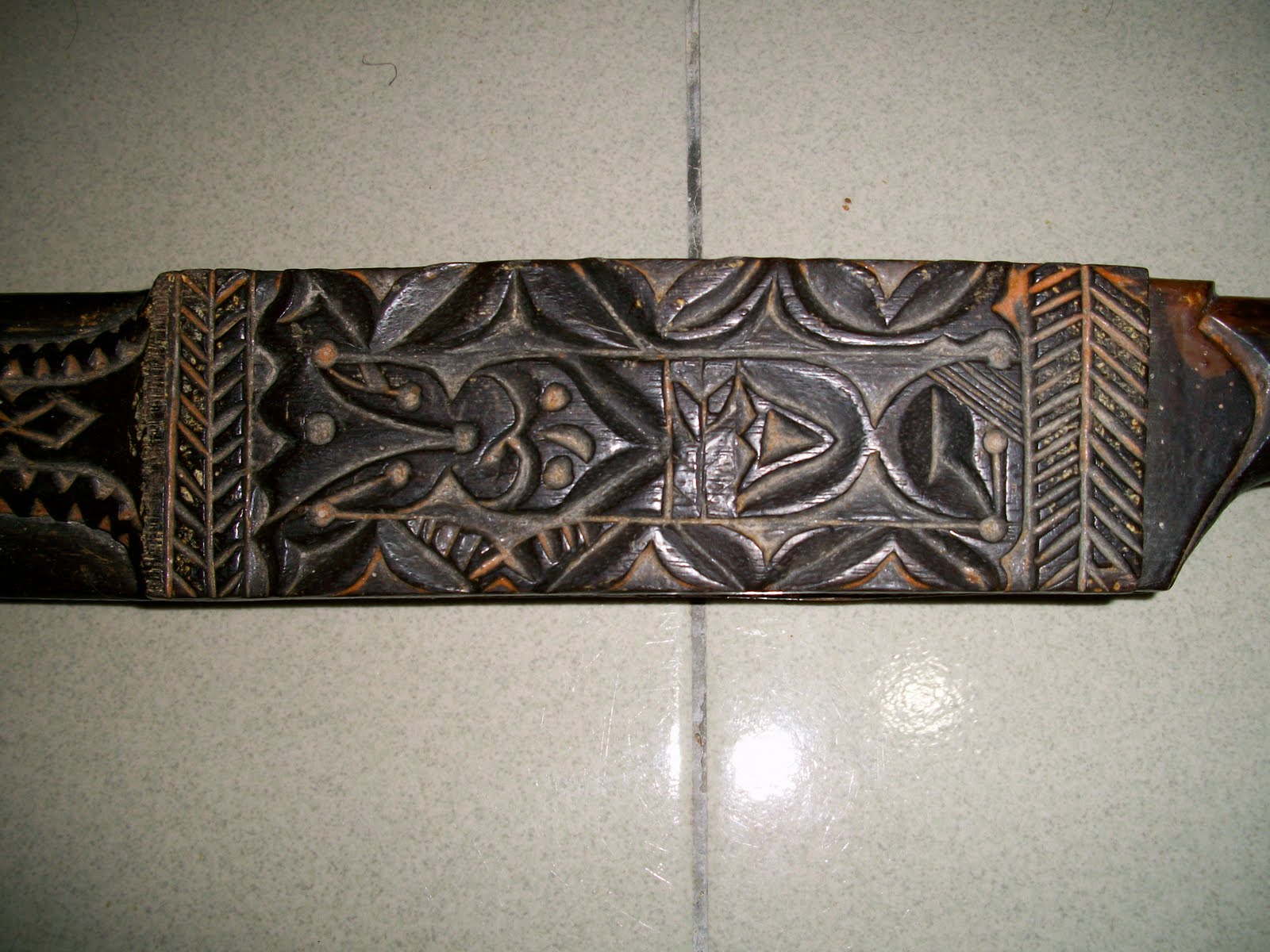 collectible items: The Iban "KELEWE" / Swords / Parang Panjang