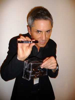 KEVIN-JAMES BENNETT/MAKE UP FOREVER: PROFESSIONAL