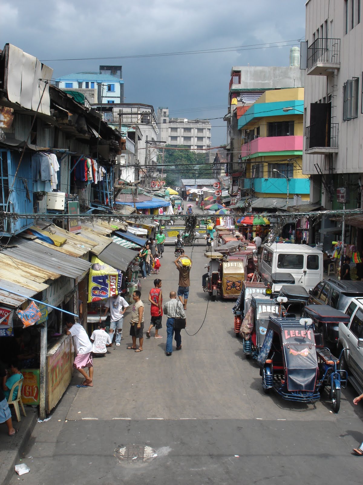 Halal Manila: Quiapo-Let's take a journey