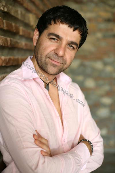 ALBA VIP PHOTO: Flori Lloga Photo 2