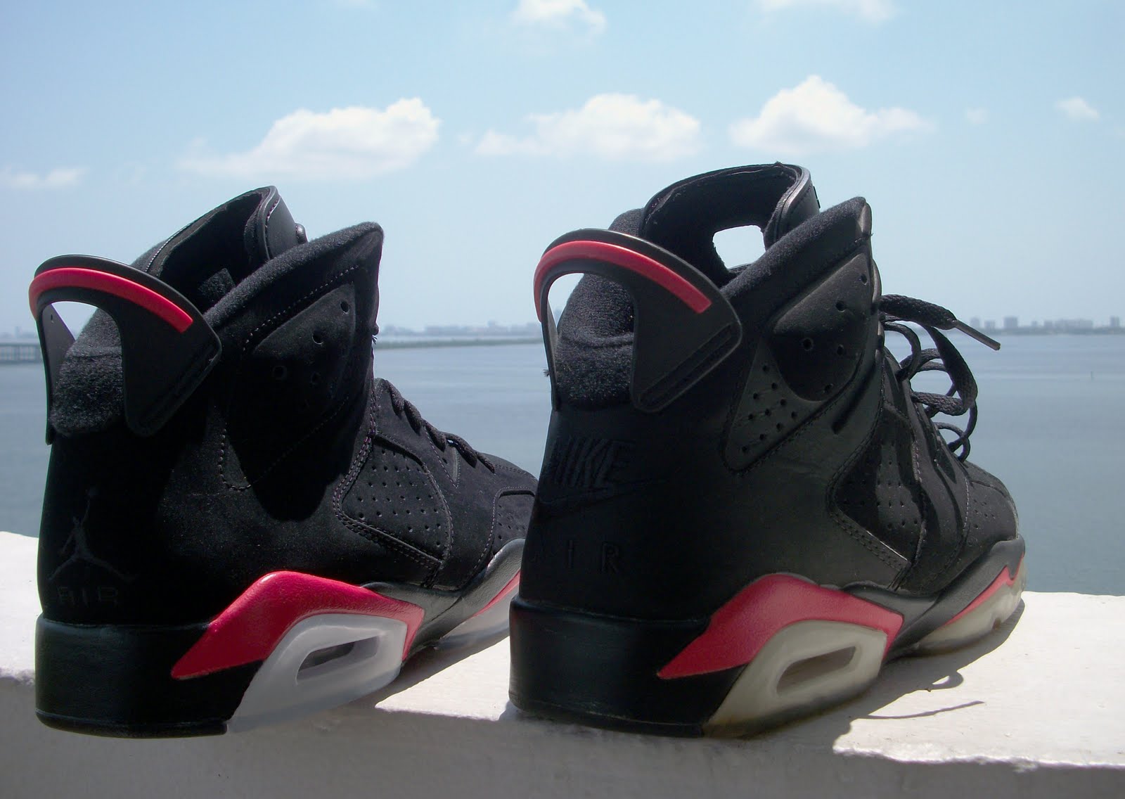 LIKE MIKE CLOTHING