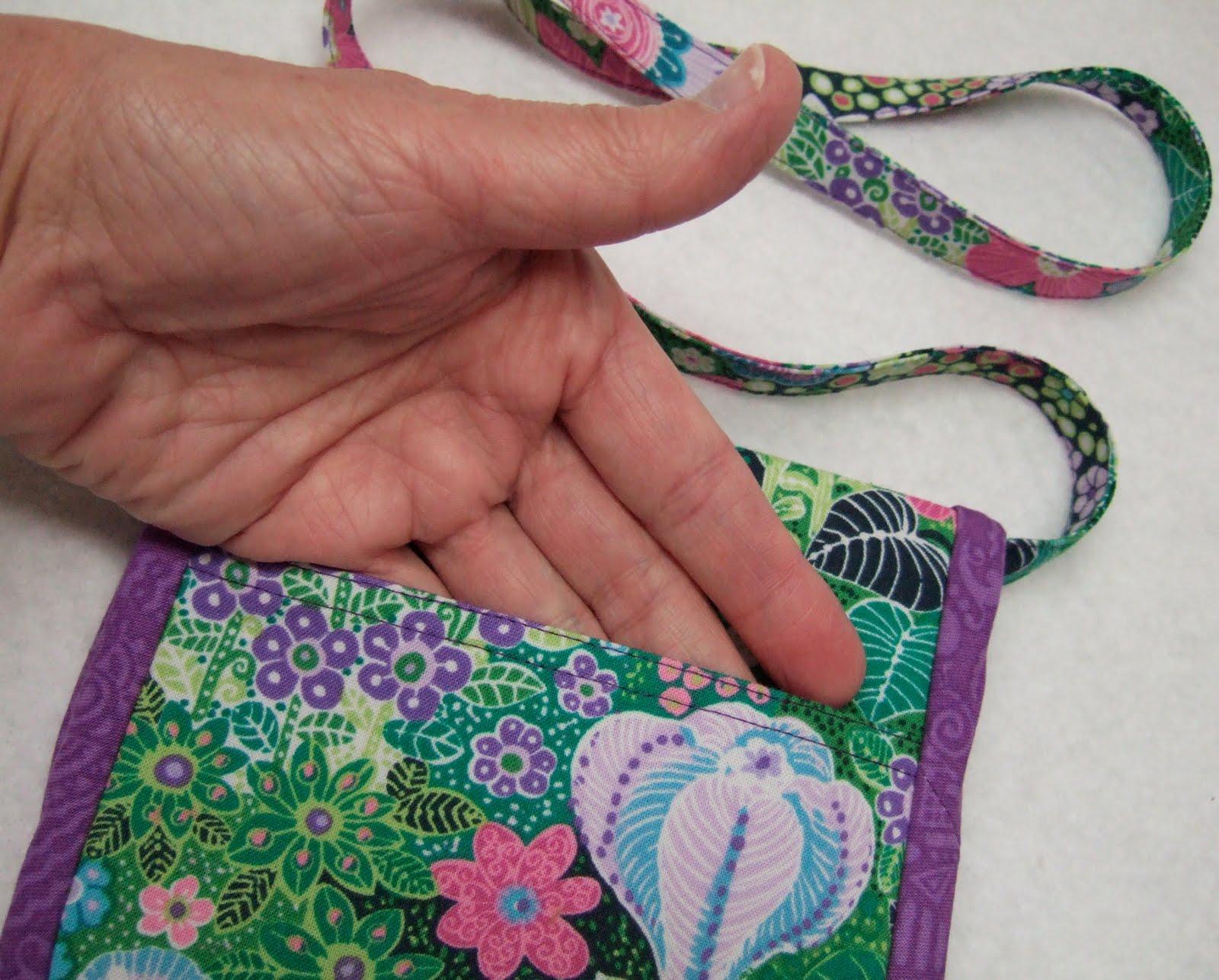 Flourishing Palms: Friday Flaunt - BB Bags