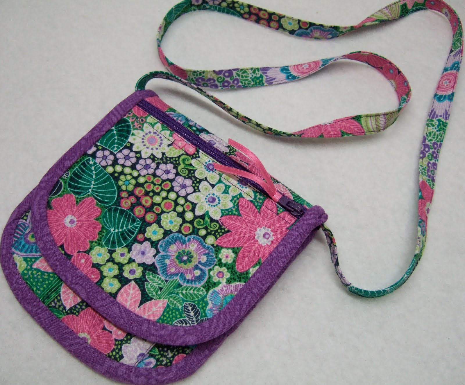 Flourishing Palms: Friday Flaunt - BB Bags