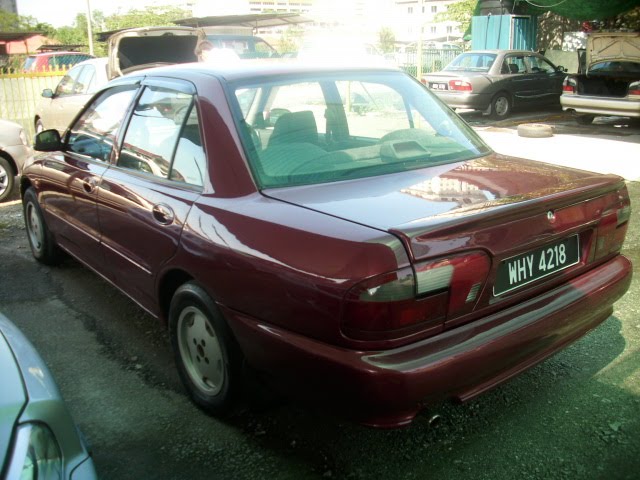 menjual & membeli kereta terpakai: PROTON WIRA 1.5 GL (A) - 2001