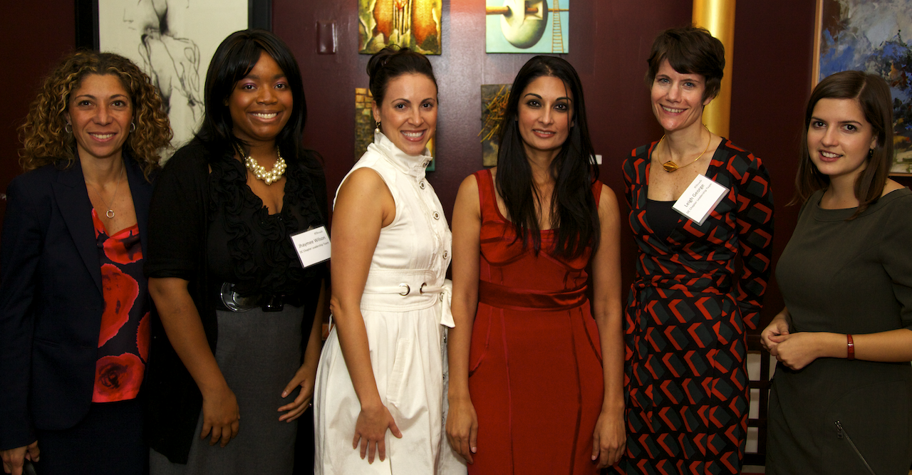 My Signature Look: Fashion Designer Aysha Saeed Visits DC 85 Broads