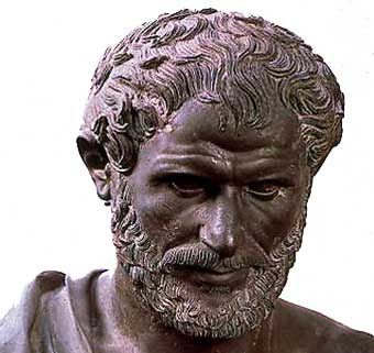 BIOGRAFIAS Y OBRAS: ARISTOTELES
