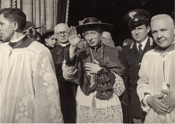 The Pinoy Catholic: The Galero