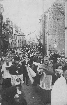 the far sight 2.0: Postcard-Week: Cardinal Touchet