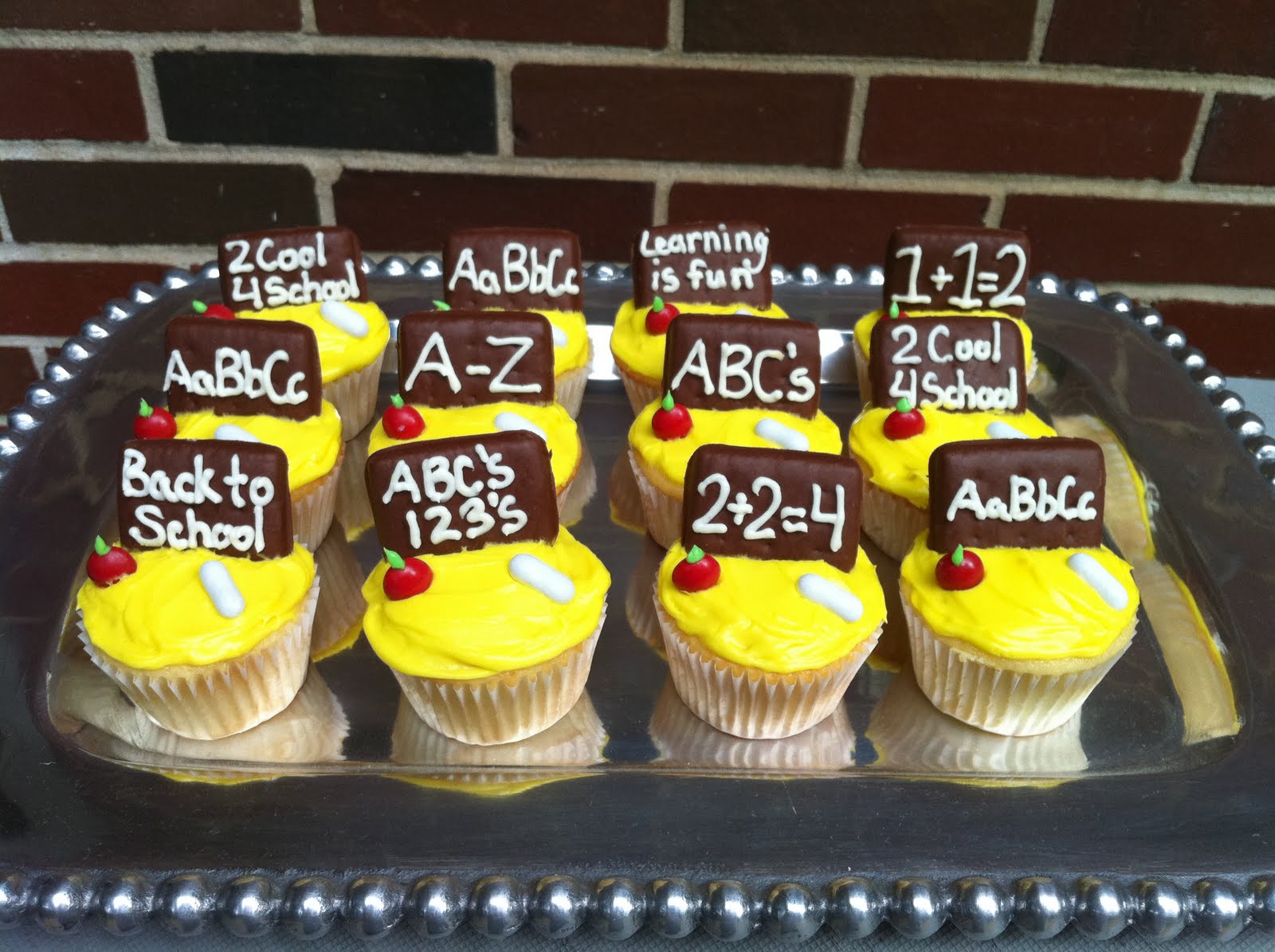 Indulge With Me: Back to School Cupcakes