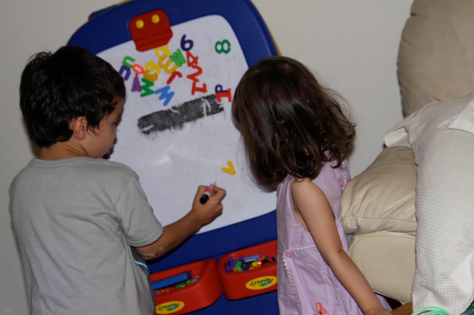 diary-of-a-social-art-tivist-mommy-luke-teaching-nora-how-to-write-her
