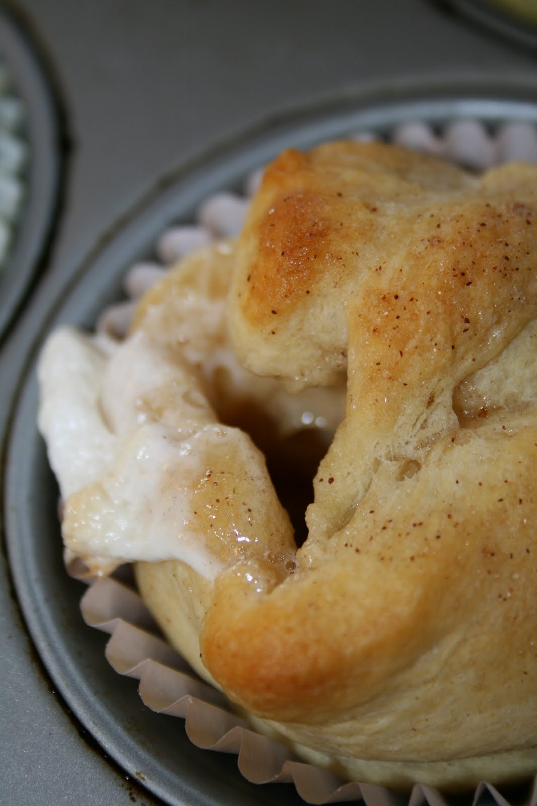 Tummy Yummy's: RESURRECTION ROLLS