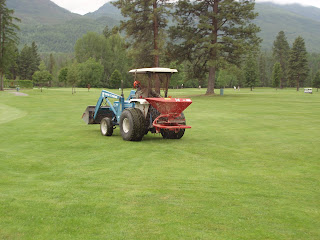 Kimberley Golf Club Outdoor Operations: Fertilizing Fairways