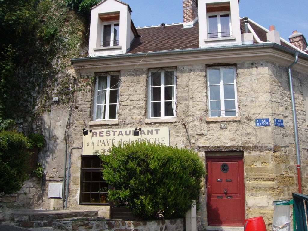 Pontoise-Hotel: All about travel and tourism in Pontoise and Paris