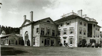 THE DOWNEAST DILETTANTE: STOTESBURY SUMMERS: Part 2: Identifying the ...
